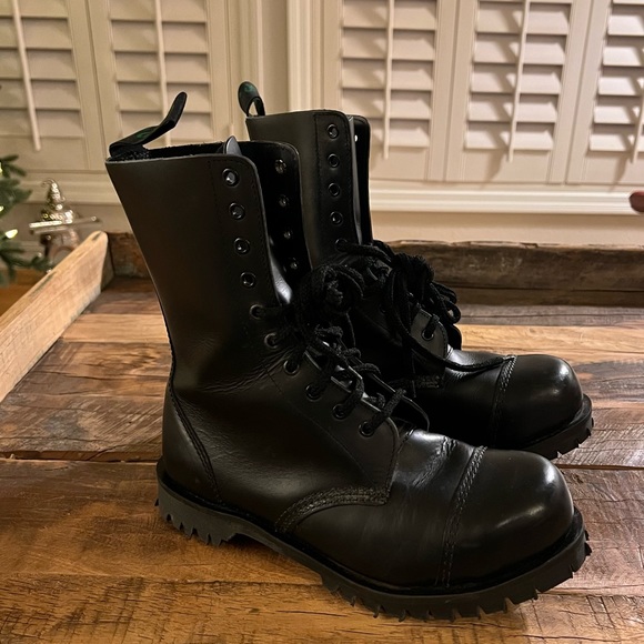 Dr. Martens | Shoes | New Getta Grip Doc Martens Black Combat Hole ...